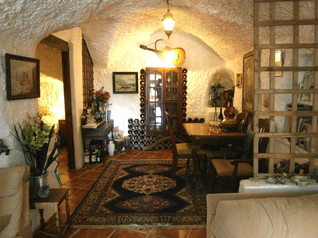 Rural Spanish property for sale Andalucia Spain Ref: v1542